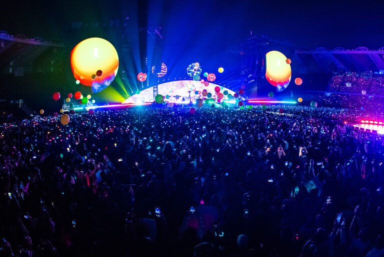 Coldplay's Record-Breaking Concert Series In Abu Dhabi Sets New ...