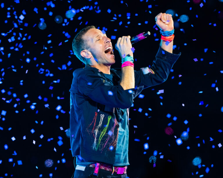 Coldplay's Record-Breaking Concert Series In Abu Dhabi Sets New ...